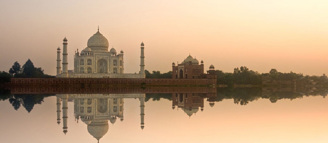 India Tourist Attractions | Taj Mahal, Forts, Backwaters, Tiger Tours